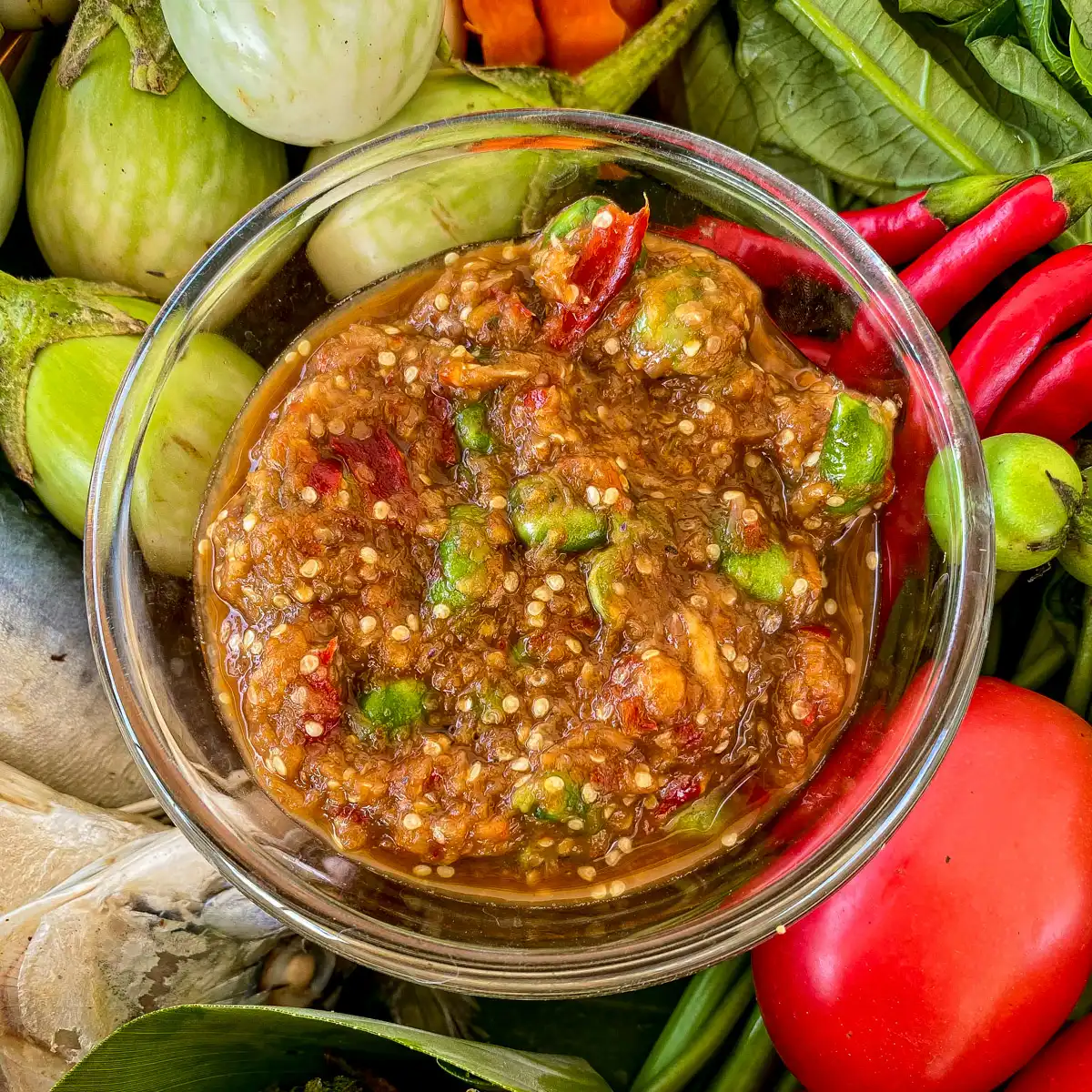 Easy Nam Prik Kapi Recipe (Thai Shrimp Paste Dipping Sauce)