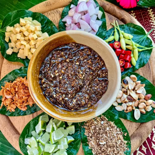 Miang Kham Recipe With Sauce (Thai Leaf-Wrapped Bites) เมี่ยงคำ