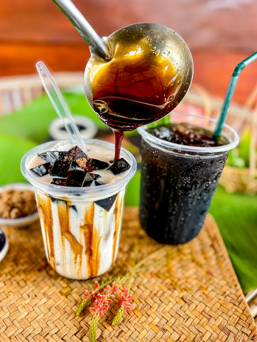 7 Authentic Thai Drinks You Must Try in Thailand!